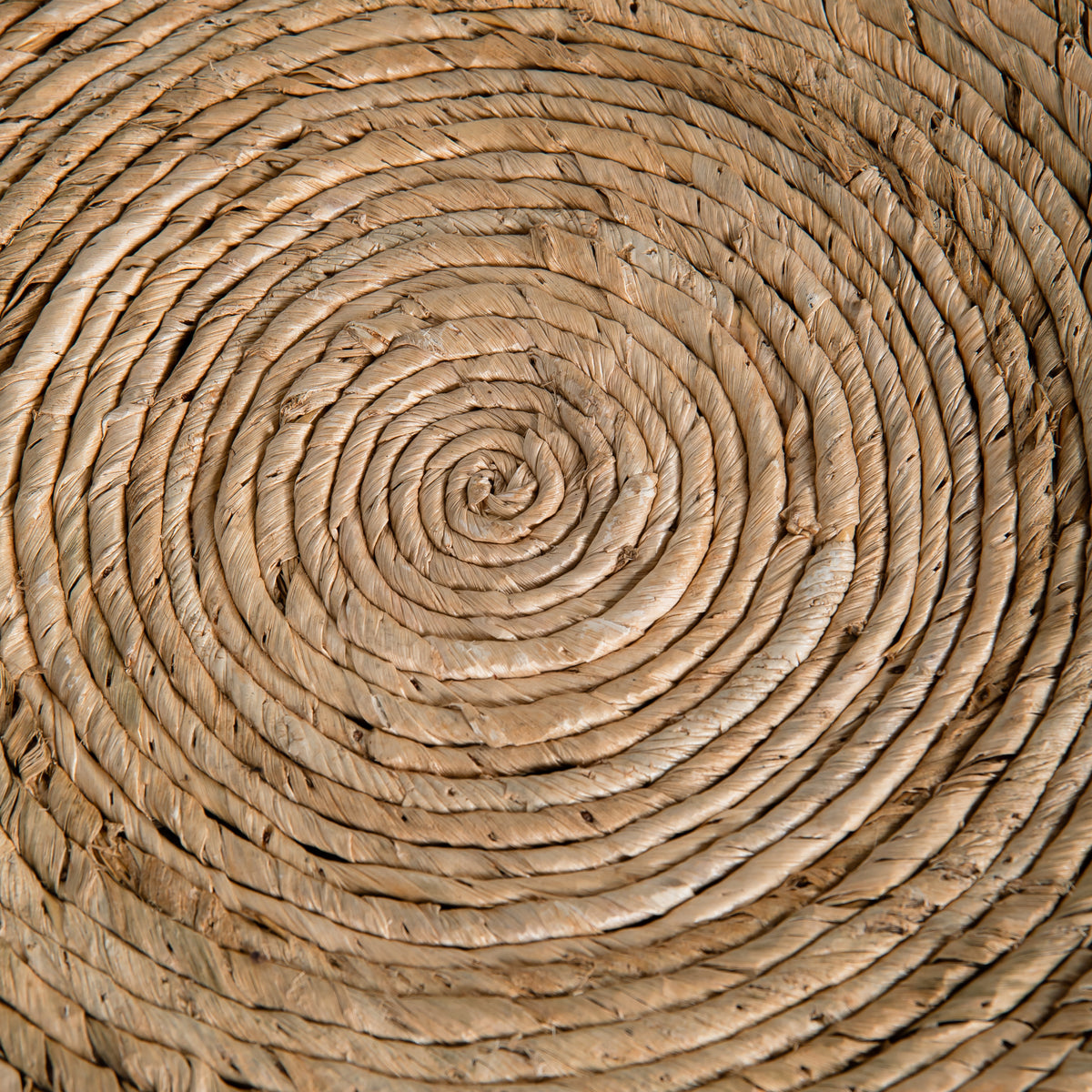 Besiana Side Table – FOUND RENTAL CO