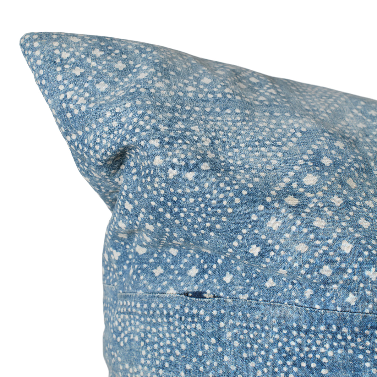 Dioneo Cushion – FOUND RENTAL CO