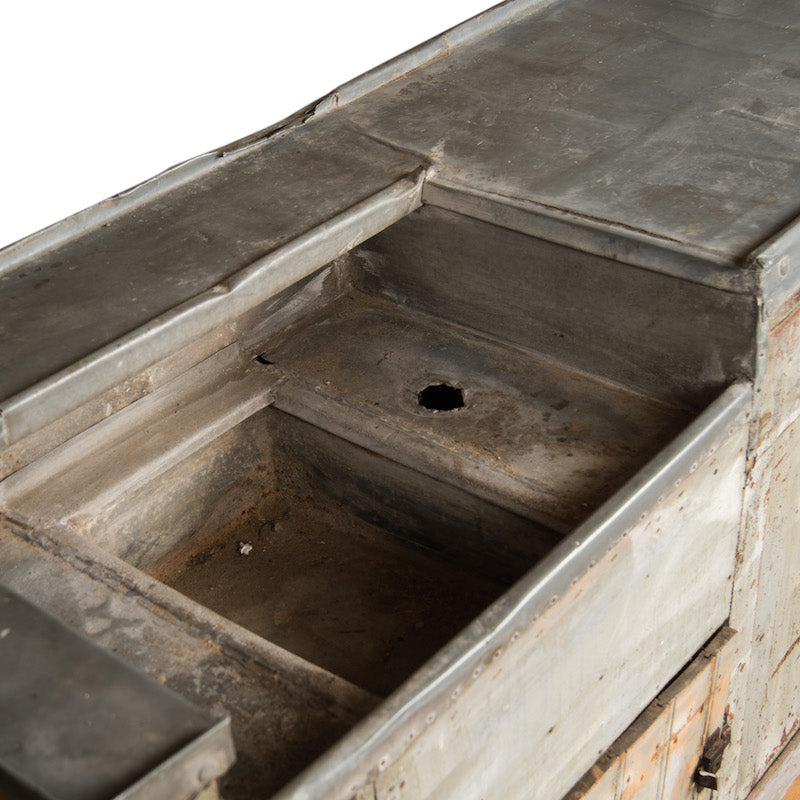 Bates Bar – FOUND RENTAL CO